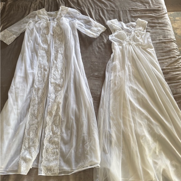 Shadowline | Intimates & Sleepwear | Vintage Shadowline Lace And Pearl ...